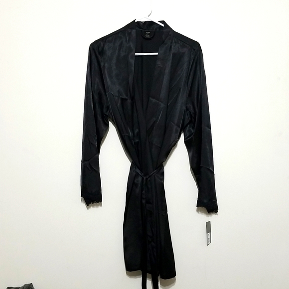 Apt. 9 | Intimates & Sleepwear | Silky Black Robe Xl | Poshmark